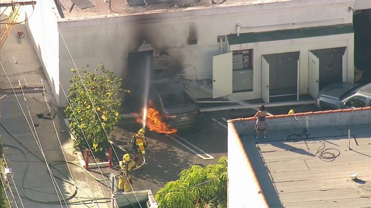 Car Slams Into Santa Monica Cafe Triggers Building Fire