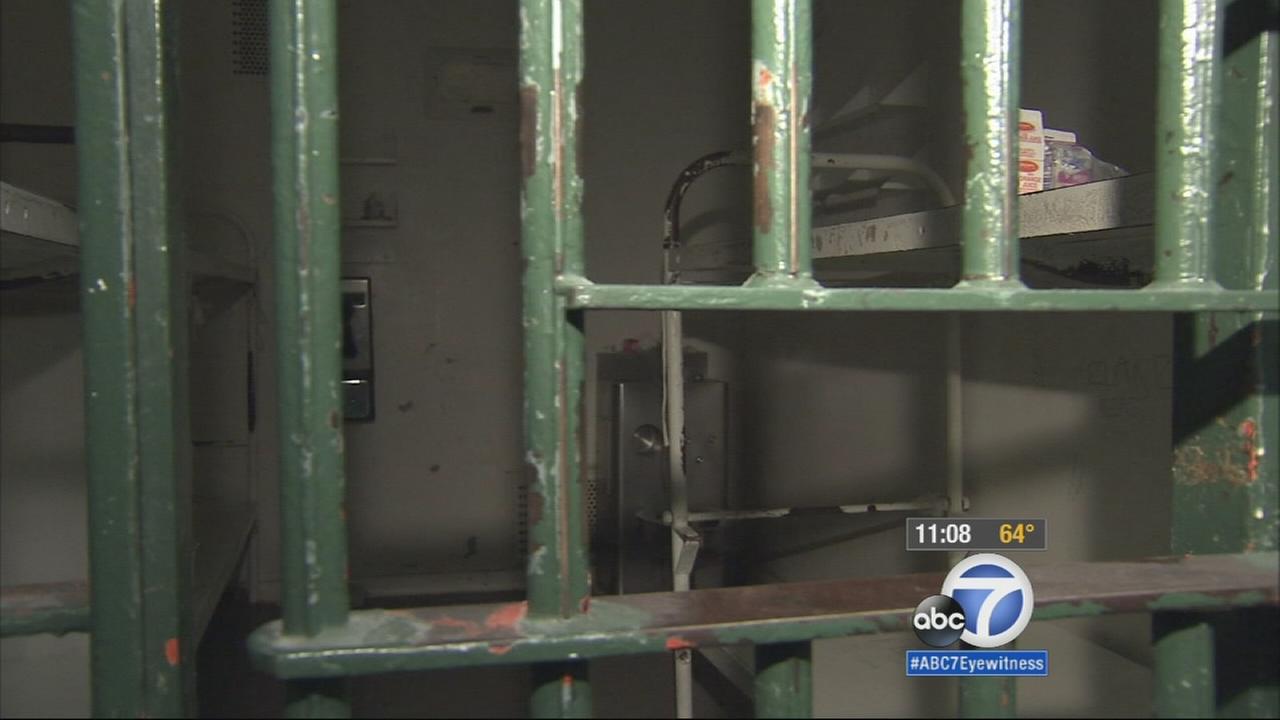 Los Angeles Men's Central Jail inmates live in squalid conditions ... Los Angeles Men's Central Jail inmates live in squalid conditions ...
