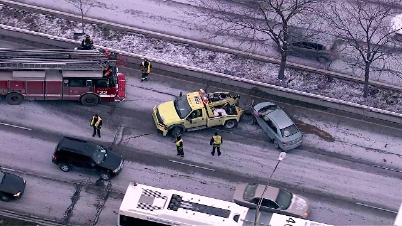 2 Sb Lanes Of Lake Shore Drive Reopen After Crash At Montrose