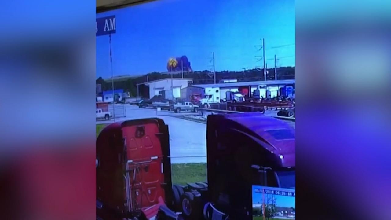 7 Taken To Hospitals After Cta Bus Suv Crash In Chicago