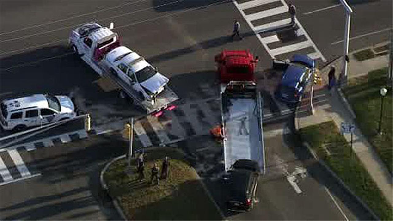 Police officer, civilian injured in crash in Washington Twp., NJ | 6abc.com Police officer, civilian injured in crash in Washington Twp., NJ | 6abc.com