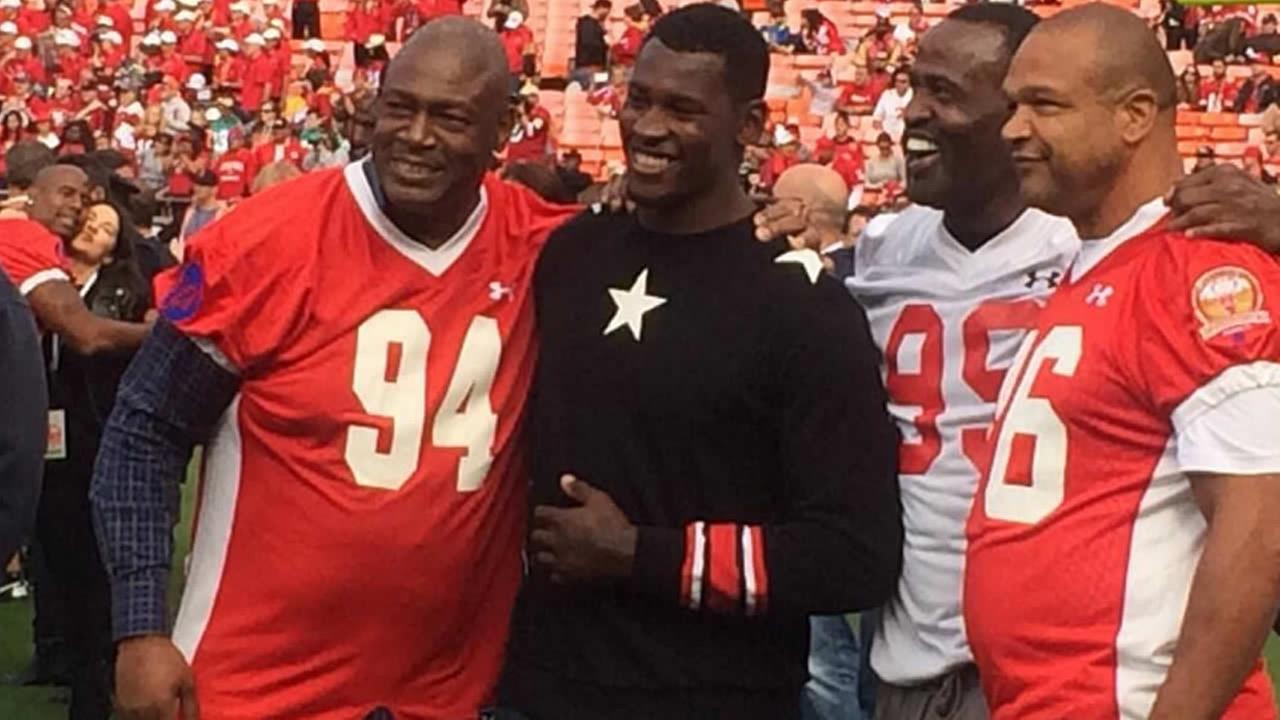 PHOTOS: 49ers Legends play final game at Candlestick Park | abc7news.com