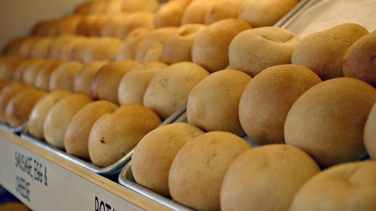 Friday Faves: Houston's Top 10 Kolaches | abc13.com
